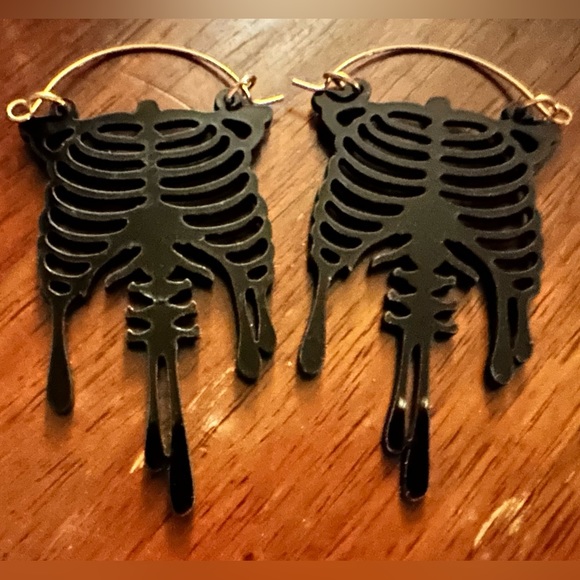 Jewelry | Dripping Ribs Ribcage Spinal Cord Skeleton Gothic Creepy ...